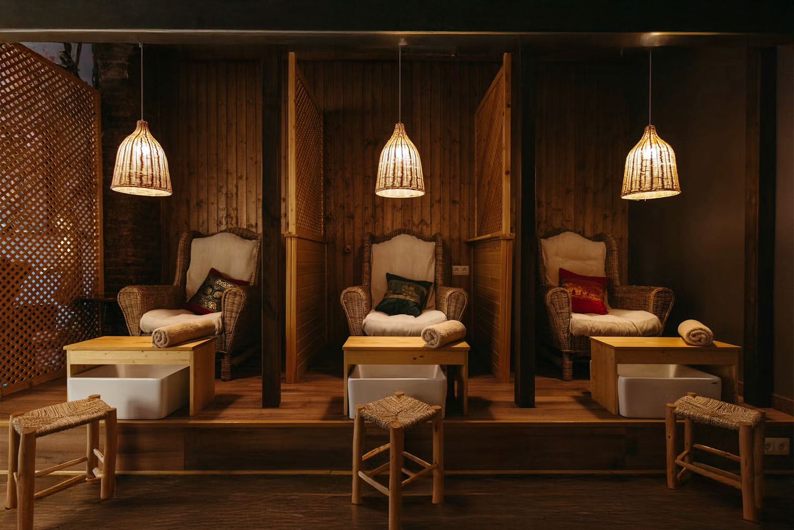 BOOKINGS - BORN massage & beauty - Barcelona Massage Center